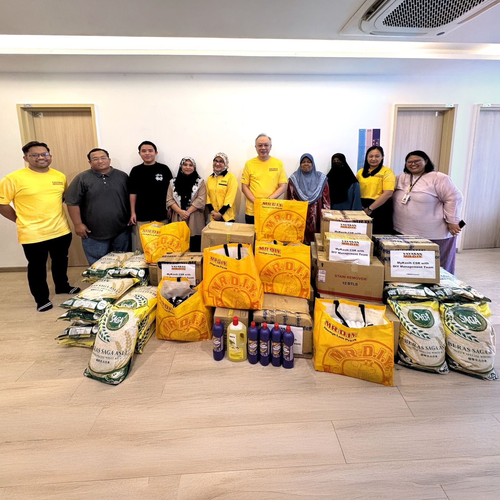Yayasan MR D.I.Y. channels the SARA funds to the underprivileged ...